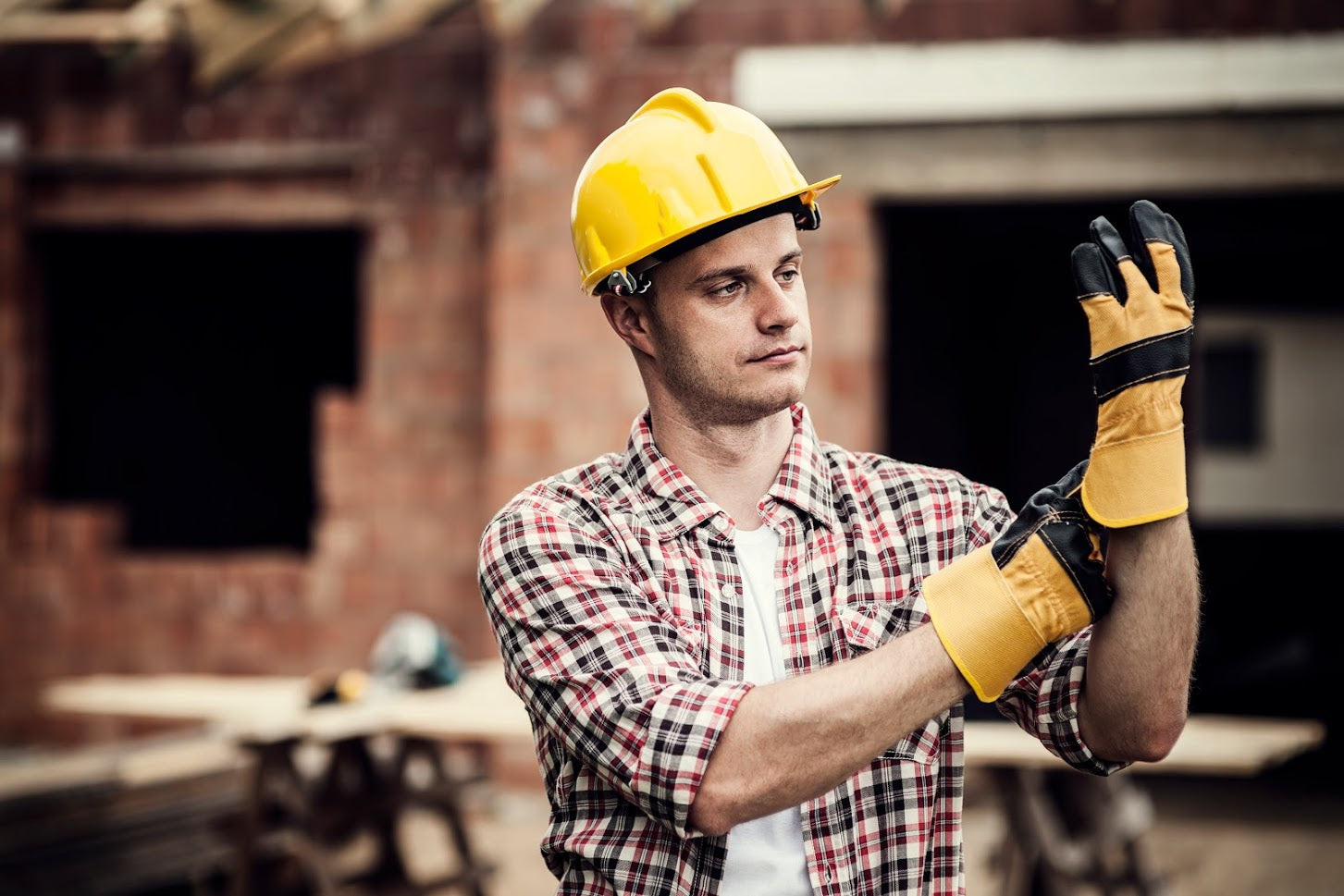 3 Questions to Ask Before You Order Safety Work Gloves | Ace Workwear