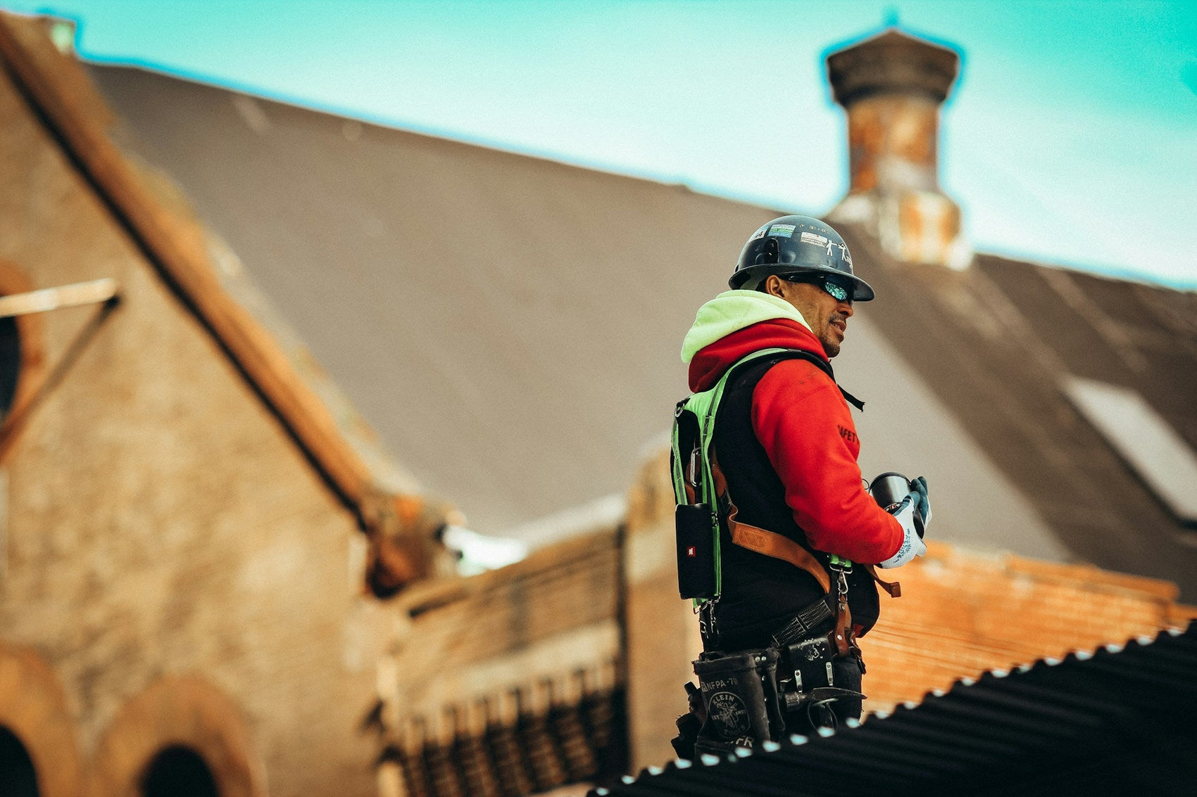Choosing Height Safety Harnesses for Roof and Tower Work – Ace Workwear
